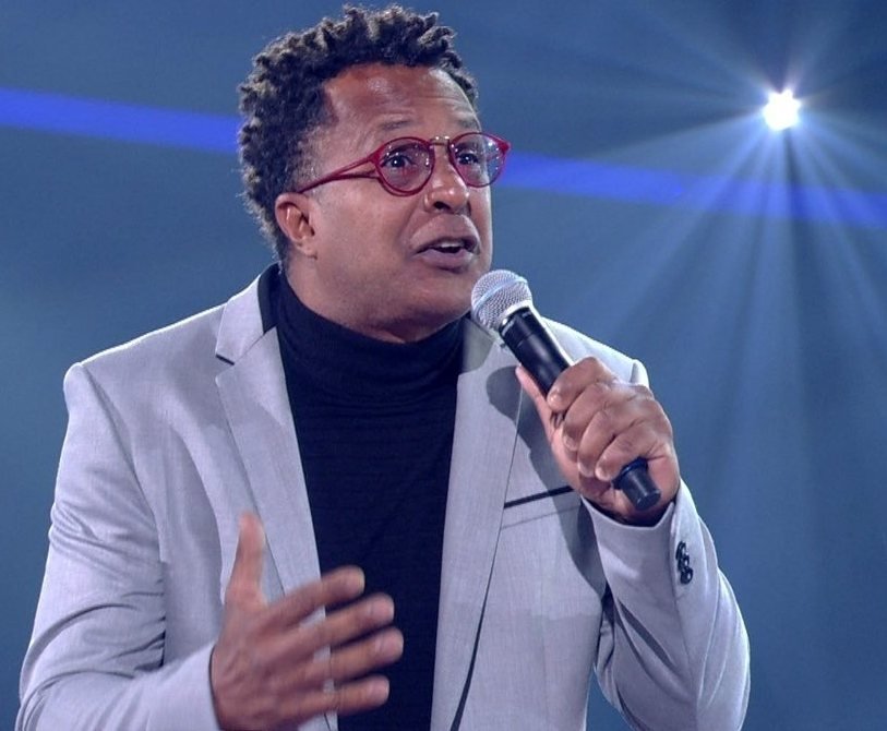 Tony Gordon, vencedor do The Voice Brasil, faz show para convidados ...